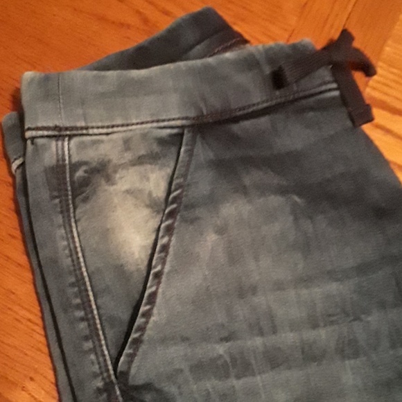 Denizen from Levi's | Pants & Jumpsuits | Denizen Highrise Denim ...